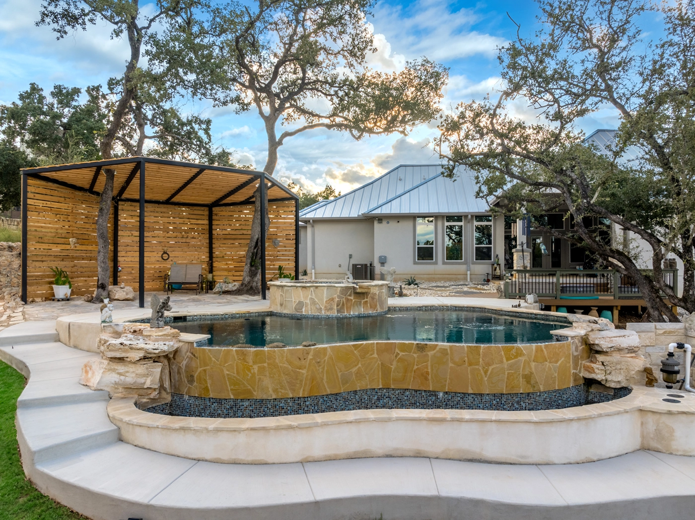 Iron Hill - Keith Zars Pools